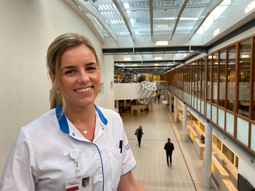 Verpleegkundig Onderzoeker: combi wetenschap en praktijk | Deventer ...